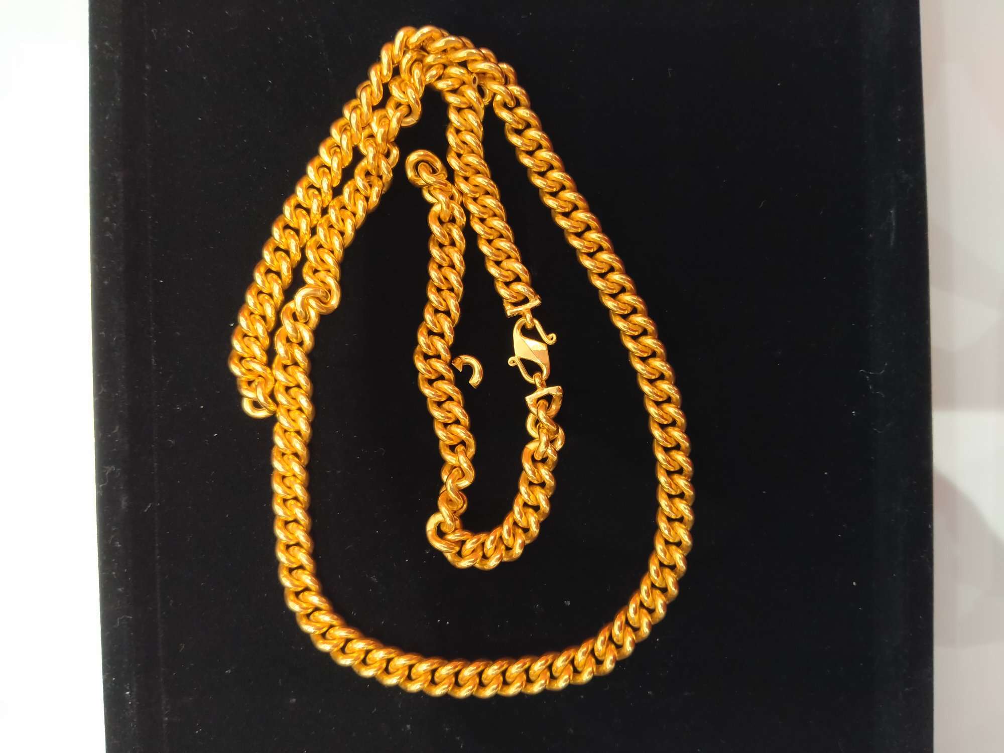 Jewel Cafe Malaysia membeli Emas terpakai secara cash! | AEON Taman ...